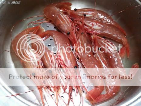 Home-cooking: Simple Boiled Spot Prawn with Broiled Heads | Eat 'n About